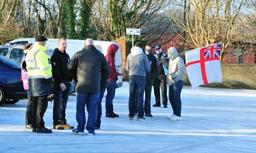 Huge police presence in Luton greets handful of EDL protesters ...